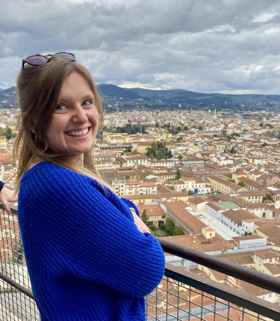 Chloe Squires - Shout Out UK